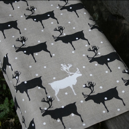 Reservert for Janne, Julehåndkle med reinsdyr - Epla