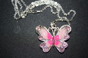 Rosa sommerfugl smykke - Epla