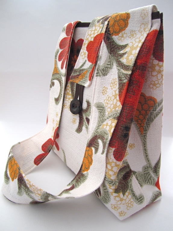 Veske - røde blomster - Epla