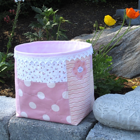 Stor kurv - rosa med blomst - Epla