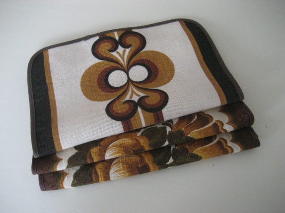 SALG-70%! RETRO brikke fra 70-tallet! - Epla