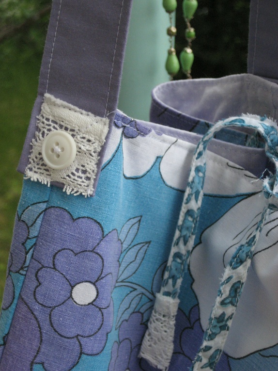 SALG-30%! Veske/lite bærenett-lilla og aqua retro - Epla