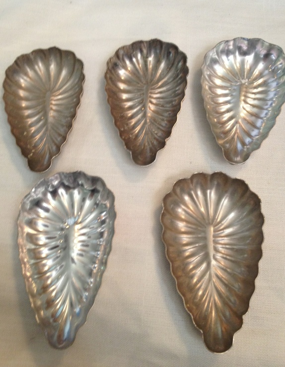 5 fine små kakeformer - Epla