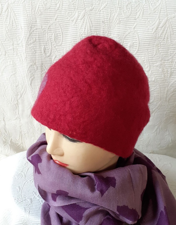Vinrød Ull Lue /Tova Vindtett Lue / Hjerte/ Unikt design/Håndlaget/ Norsk ull / Vindtett lue - Epla