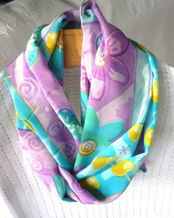 Sirkelskjerf Silke 100%. Silke rundskjerf - Epla