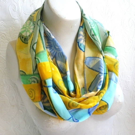 Sirkelskjerf Silke 100%. Silke rundskjerf - Epla