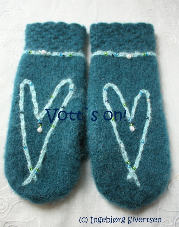 Hjertevenn - Sjøgrønne votter :-) str S - Epla