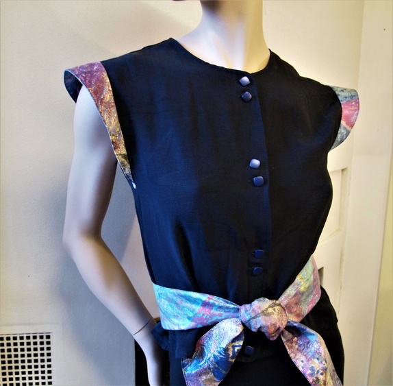 SALG - Redesignet topp, str. 38/40 - Epla