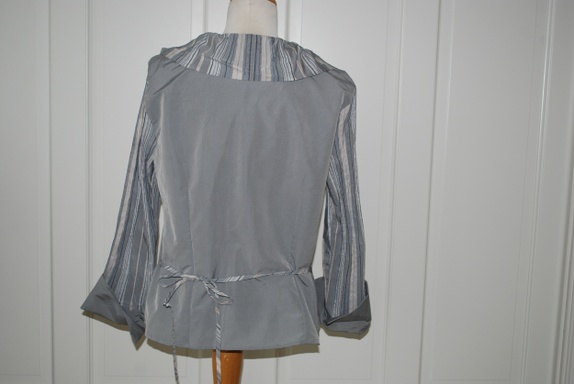 NEDSATT: Orginal bluse fra Kello - str 42. - Epla