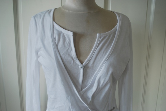 Hvit topp fra SANDWICH_ - str L - Epla