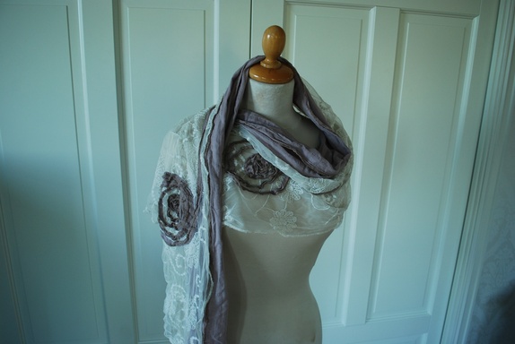 "vintage" inspirert skjerf fra KAFFE - Epla