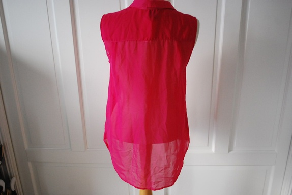 LOPPEKUPP: NY Ermeløs chiffon bluse fra H&M - str 42 - Epla