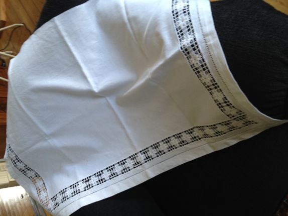 Duk med hardangersøm - Epla