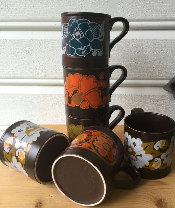 Retro krus i friske farger - Epla