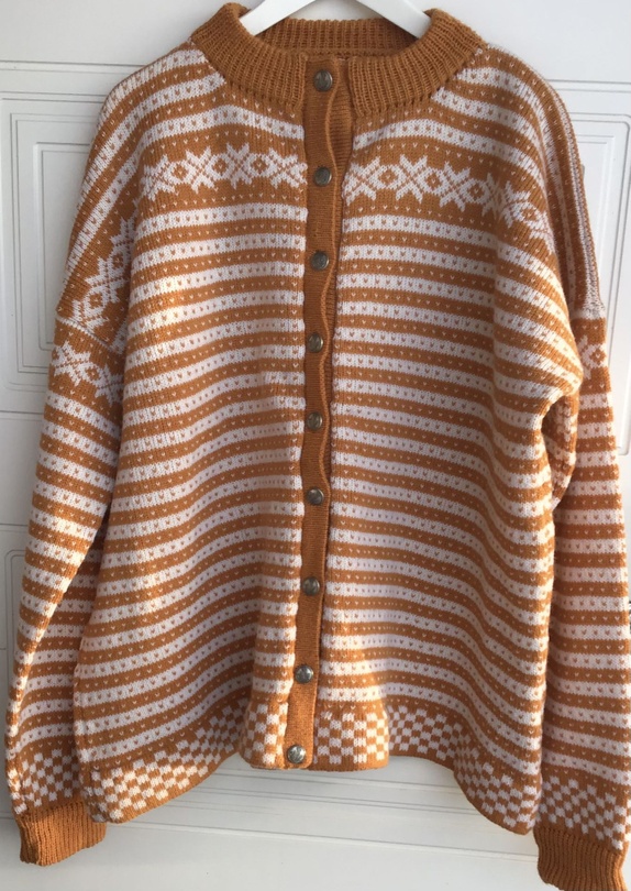 Heil norsk Fanakofte i dame Str 4 XL Str 60 - Epla