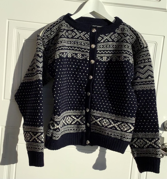 Bestillingsvare Setesdal kofte i naturlig Norsk ullgarn Str. S - Epla