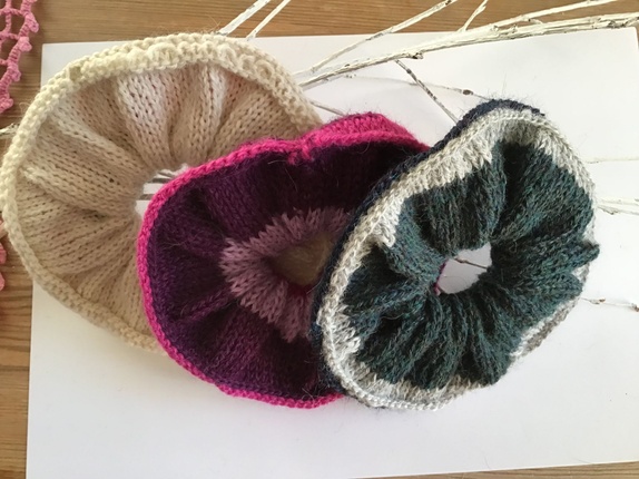Strikket scrunchie - Epla