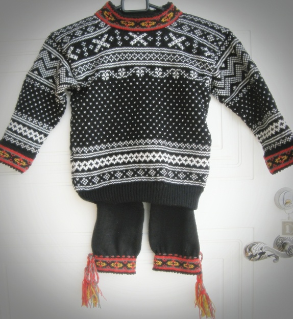 Bunad i Setesdal mønster str. 4/5 år - Epla