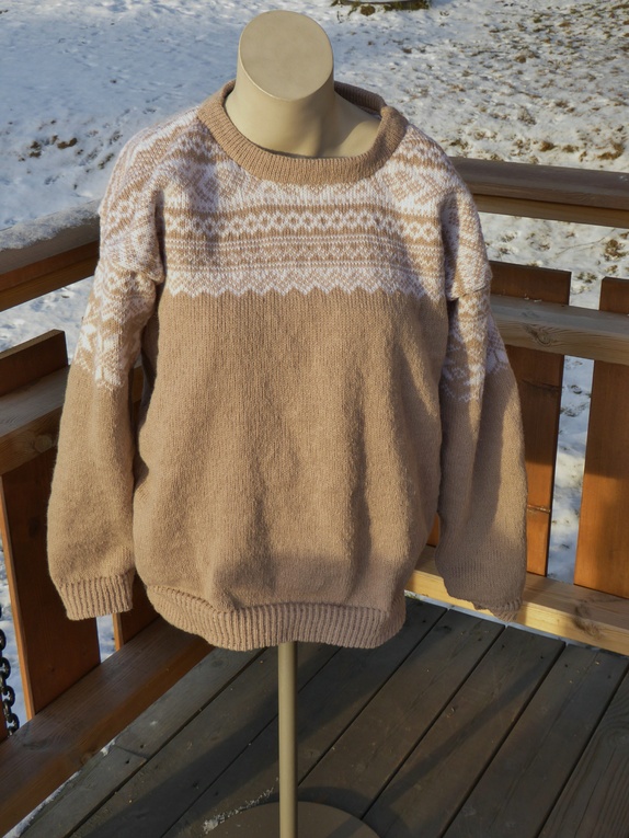 Ullgenser i norsk mønster (M) - Epla