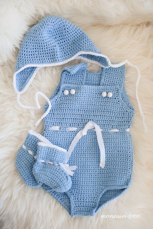 Babysett med body, sokker, lue og smokkesnor til gutt. - Epla