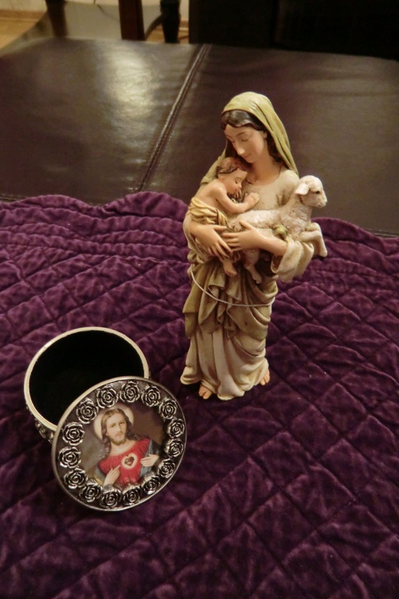 Katolsk figur - Epla