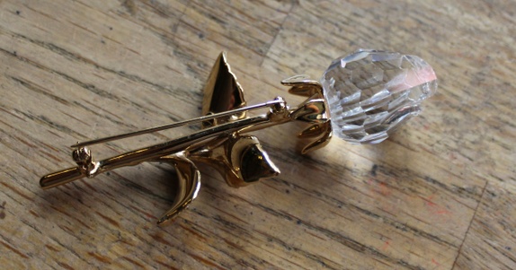 Vintage brosje med Swarovski krystall sten - Epla