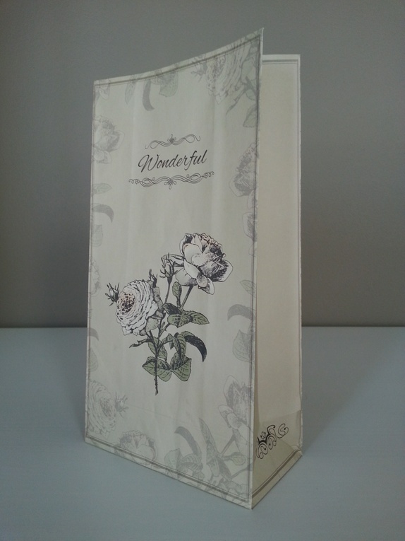 Gavepose "Hvit rose" - Epla