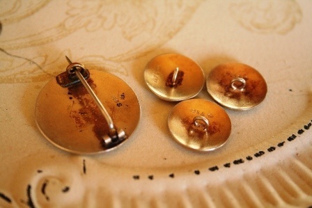 Nål og knapper i sølv og emalje. O.F.Hjortdahl. Vintage - Epla