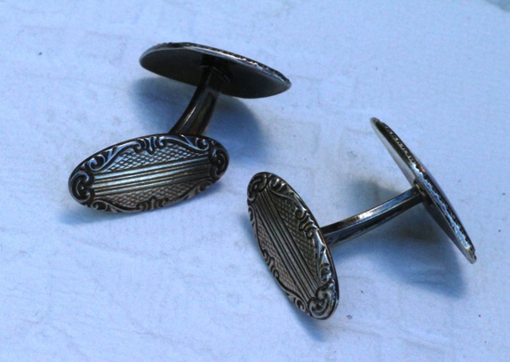 Mansjettknapper i sterling sølv, med emalje. Nils E. Elvik. Vintage - Epla