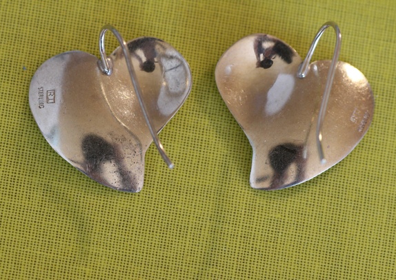 Mestermerket, hjerteformet ørepynt i sterling sølv. Vintage. - Epla
