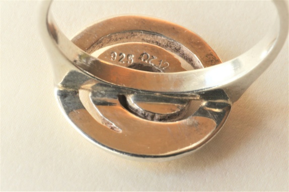 RESERVERT Moderne, mestermerket ring i sterling sølv. Vintage - Epla