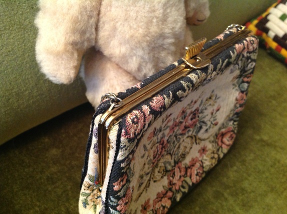 Gammel brodert veske - Epla