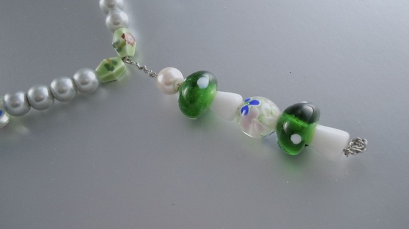 Hjerte med sopp, glass perler mm. - Epla