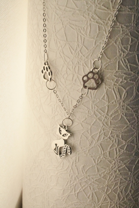 SALG 50% Lille smykke, med katt, i belagt sølv - Epla