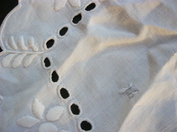 Små broderte duker - Epla