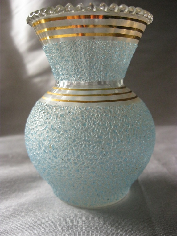Liten vase frostet glass - Epla