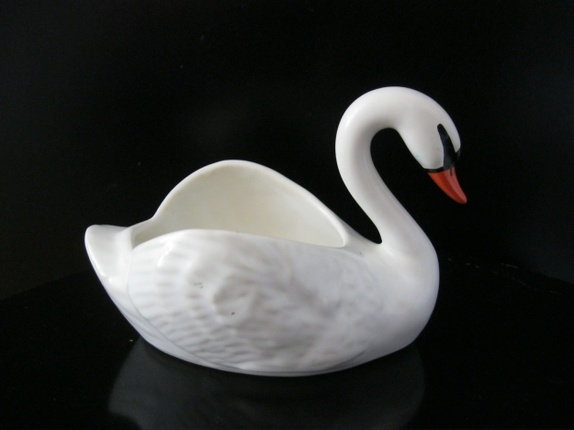 Hvit svane keramikk - Epla