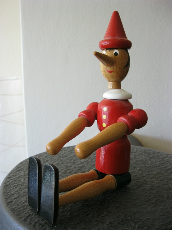 Pinocchio tredukke lang nese - Epla