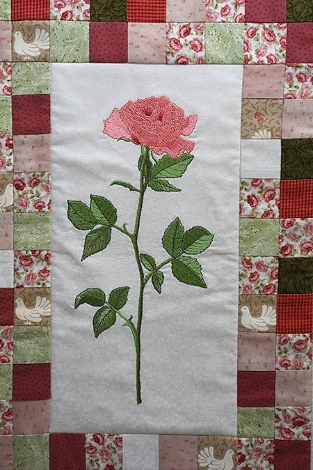 Veggteppe med roser - Epla