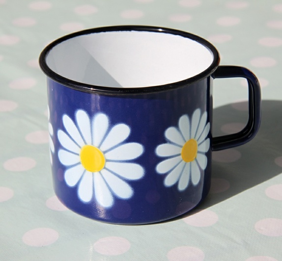 Emaljert kopp med solsikker - reservert! - Epla