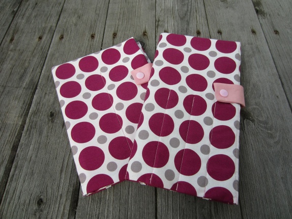 Rundpinne-etui rosa prikker - Epla