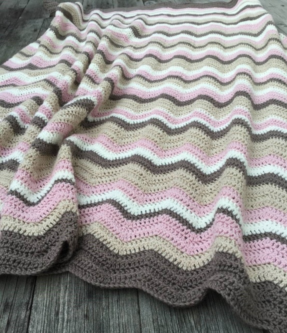 Babyteppe i babyull, natur, mellombrun, beige og rosa - Epla