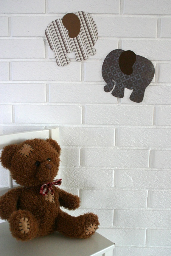 Veggpynt - 2 papirelefanter - Epla