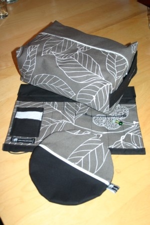 Strikkemappe m/pinneetui og rundpinneetui - Epla