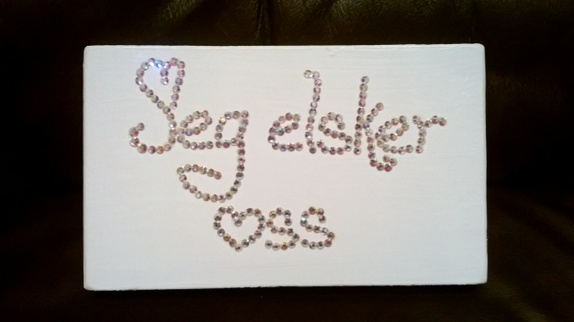 Treskilt med rhinestones - Epla