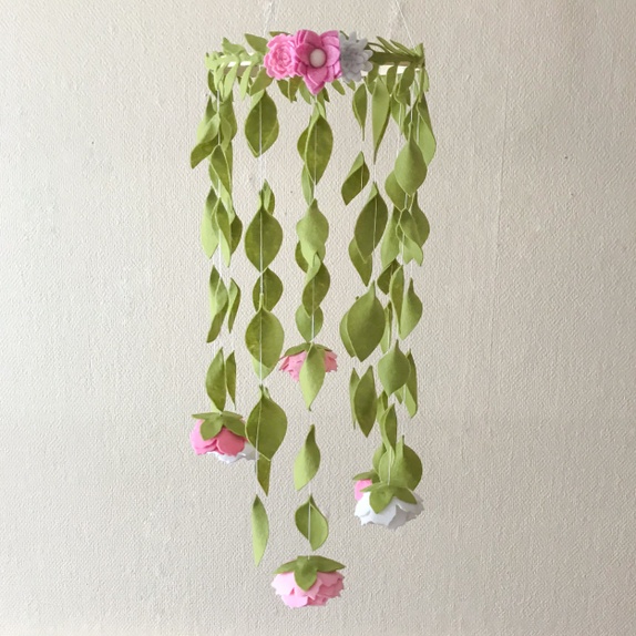 Uro Baby mobile med blomster - Epla