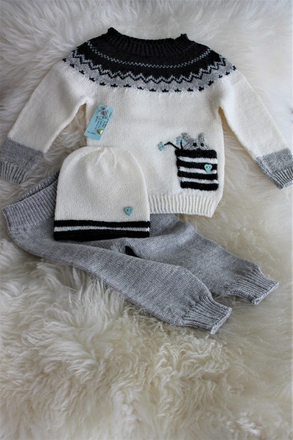 Strikket dress str.6 mnd. - Epla