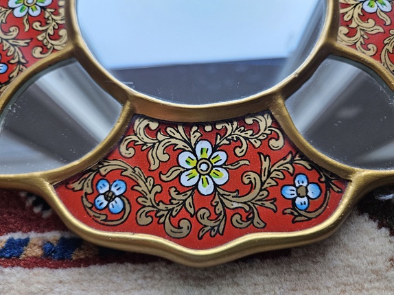 Nydelig peruansk speil - Epla