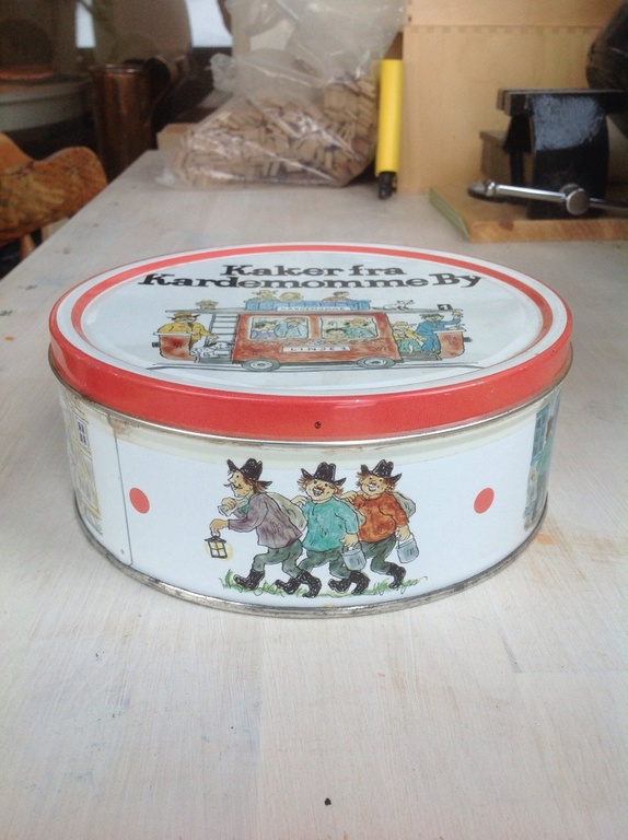 Kardemommeby kakeboks - Epla