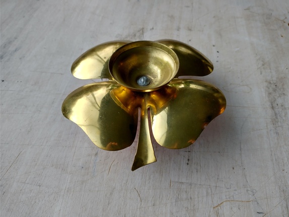 Fin lysestake i missing - Epla